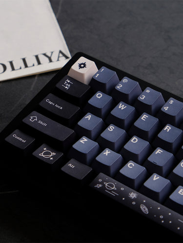 KeyGeak | Customize your own keyboard and keycaps.