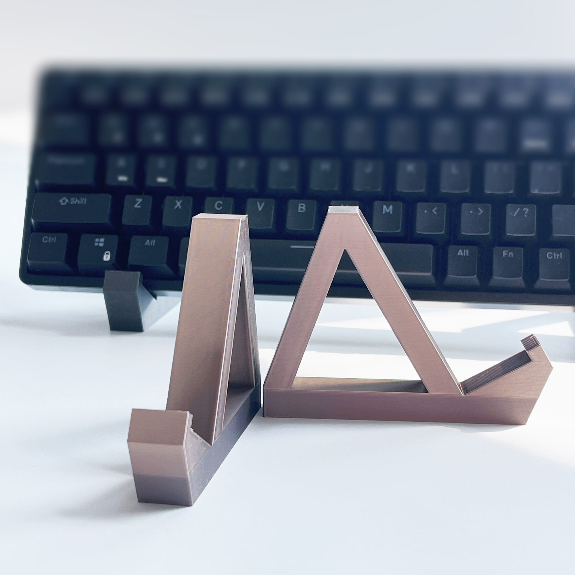 Simple Creative Keyboard Display Stand – KeyGeak