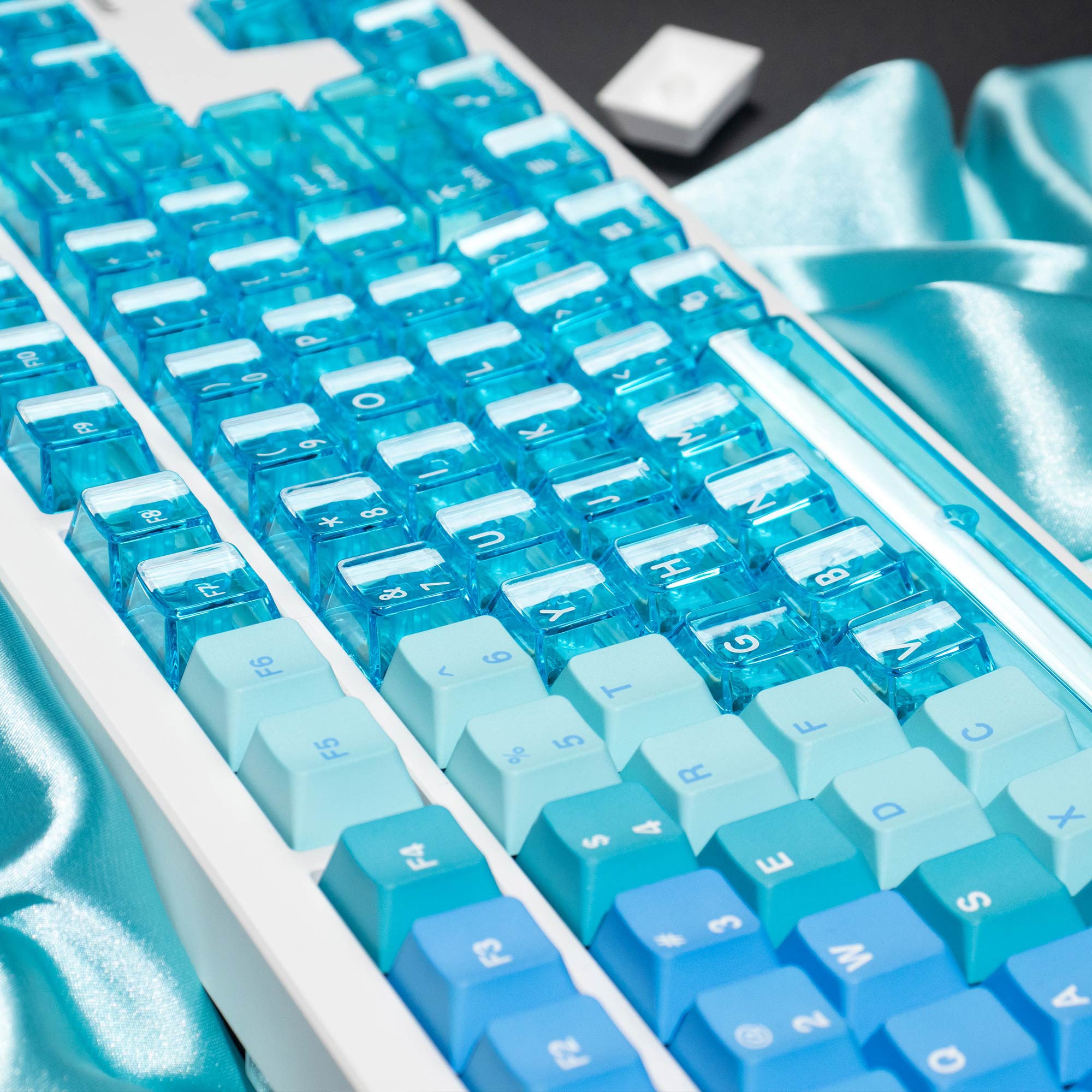 Snow Mountain Gradient Backlit Keycaps Set – KeyGeak
